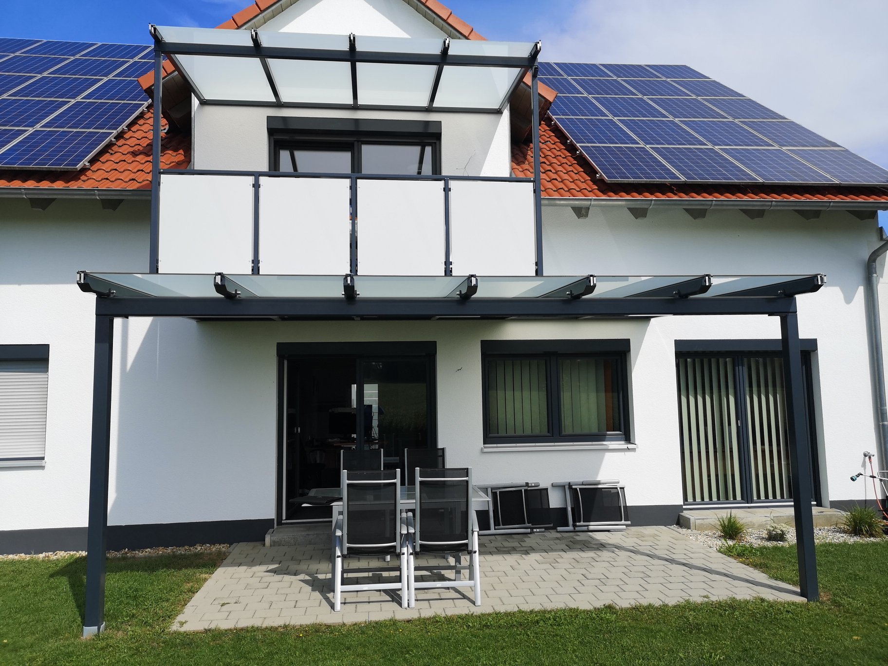 Terrassenüberdachung An Balkon Befestigen